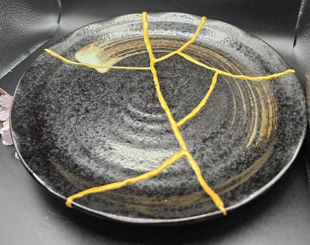 Large Kintsugi Plate With 7 Breaks,key Holder, Jewelry Container, Gold ...