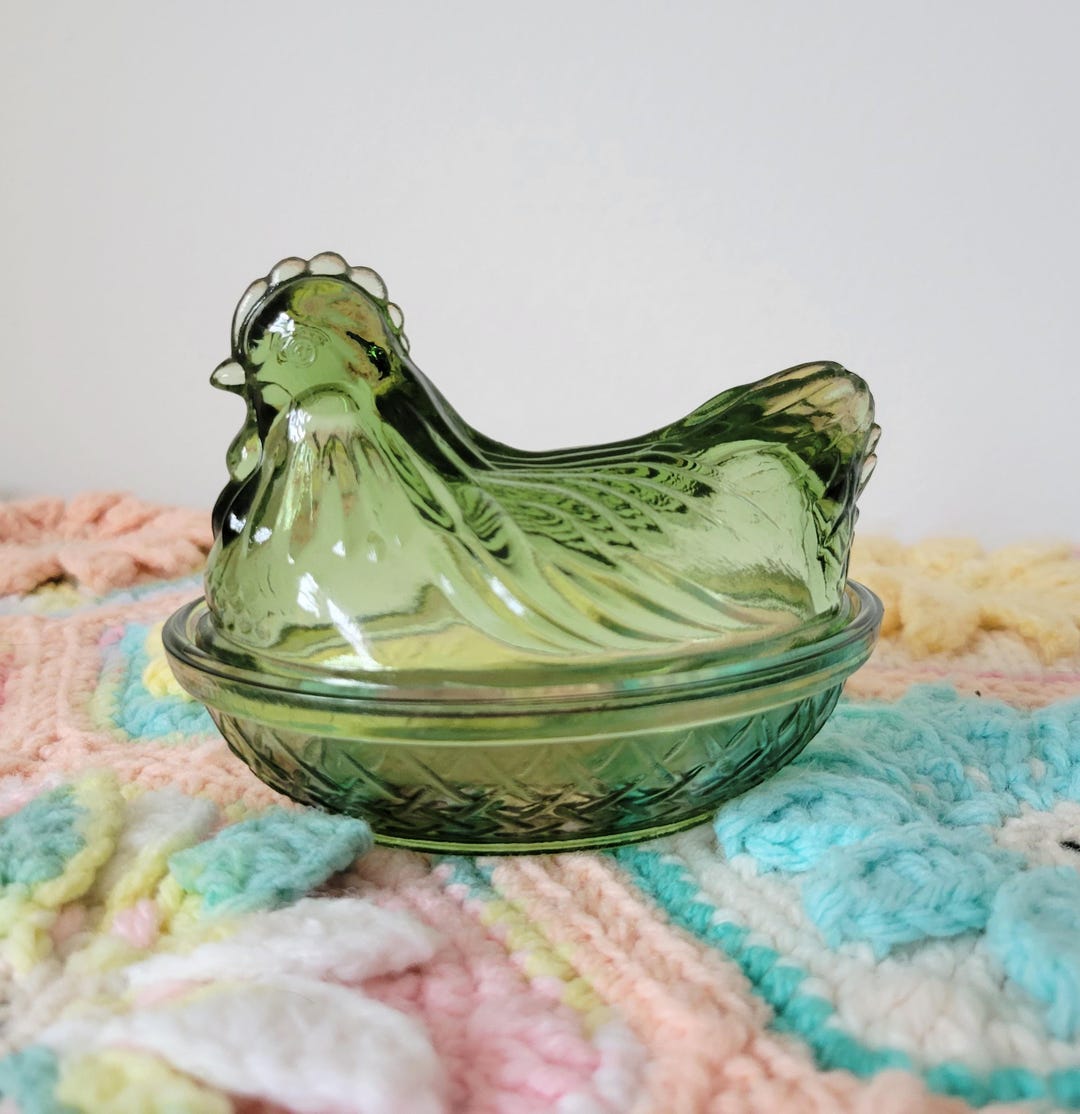 Vintage Small Avocado Olive Green Glass Hen on Nest Dish FREE SHIPPING ...