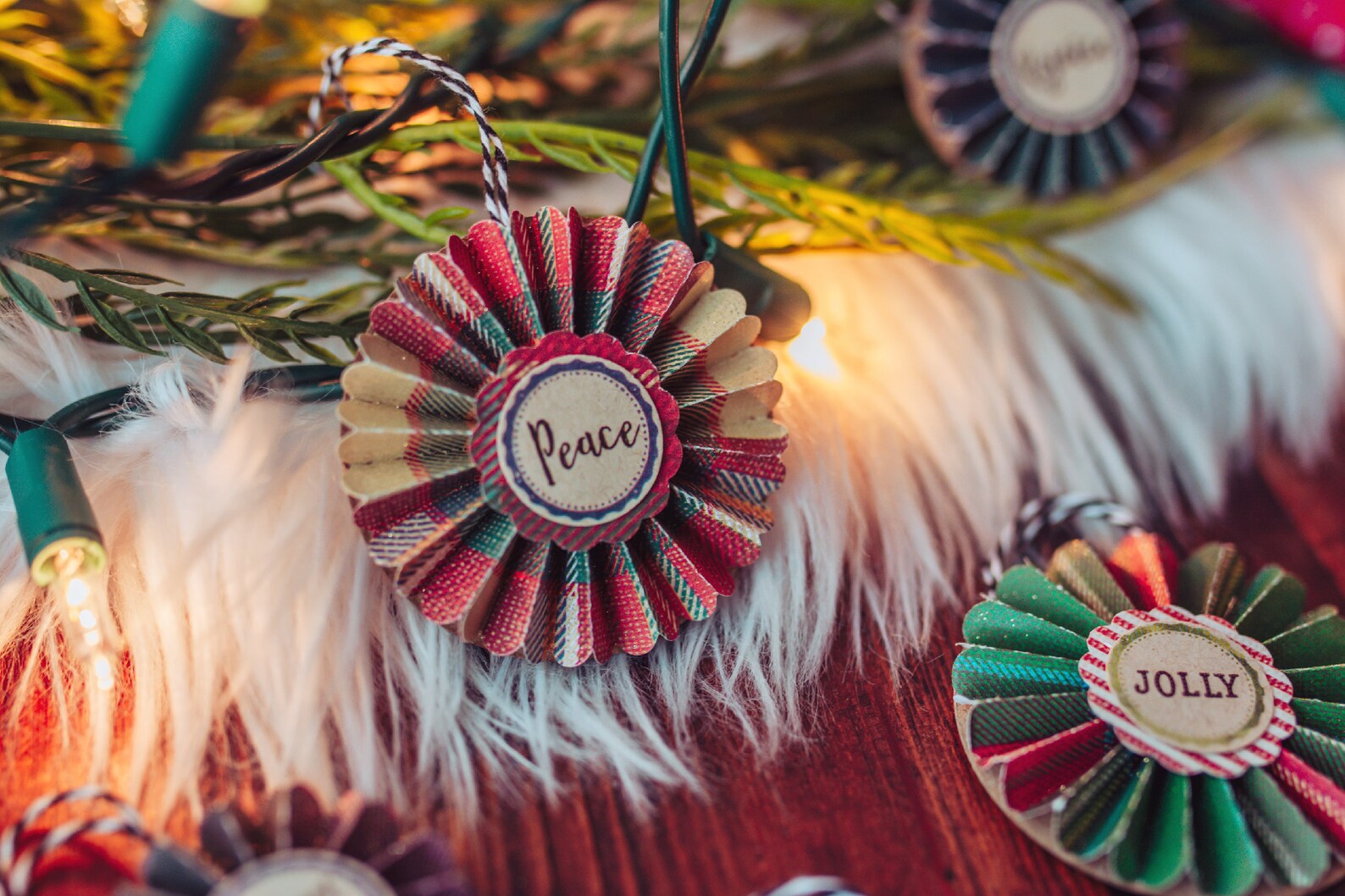 Christmas Ornament Set Paper Rosette Holiday Ornaments - Etsy