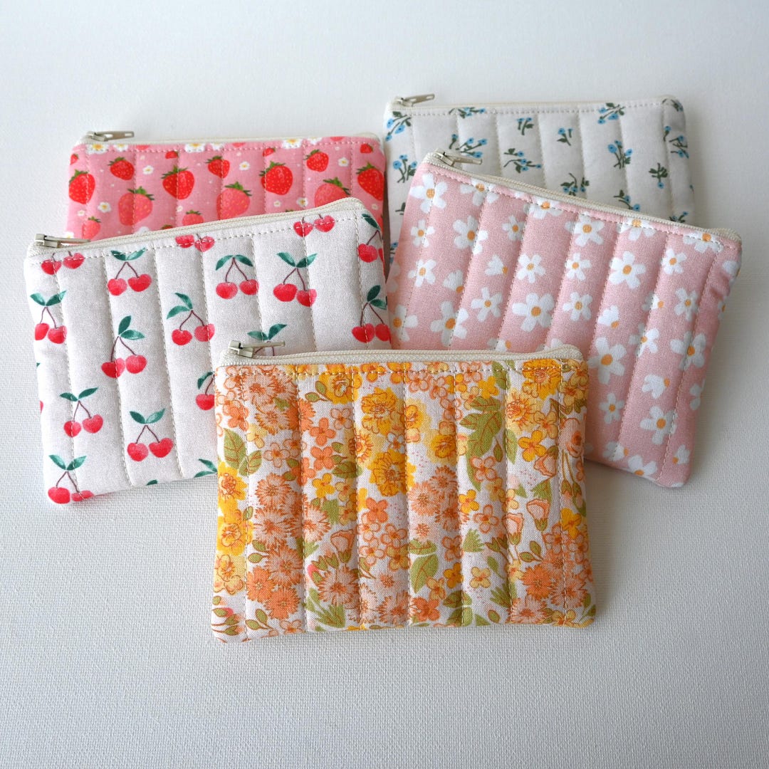 Small Quilted Coin Purse or Wallet, Zipper Pouch, Change Pouch, Women ...