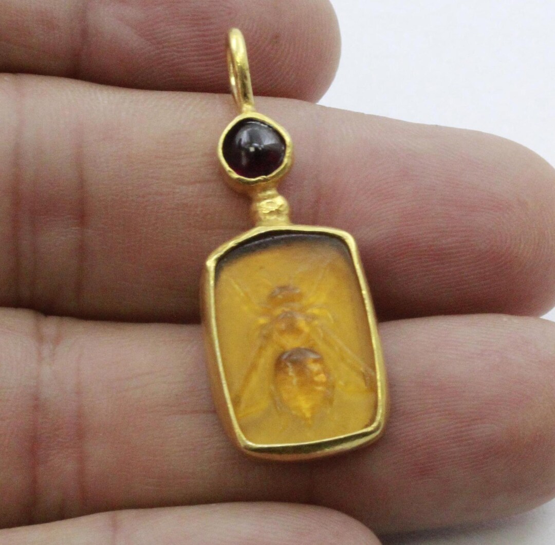 Enamel Intaglio Greek Bee Pendant: Handmade 925K Silver Necklace - Etsy