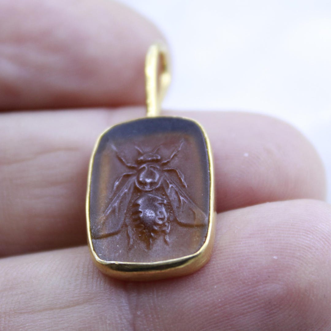 Enamel Intaglio Greek Bee Necklace Pendant Jelwelry - Intaglio Necklace ...