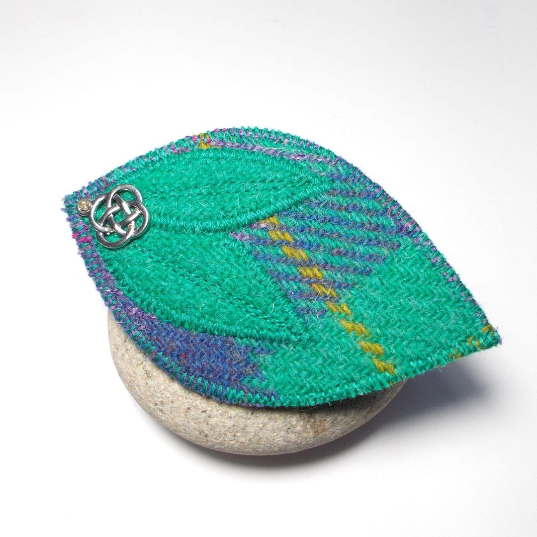 Harris Tweed Shawl Pin, Teal Plaid Tartan Celtic Knot Brooch. Scottish ...