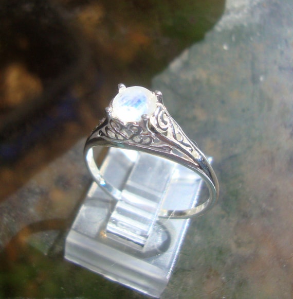 Rainbow Moonstone Ring VALERIE filigree Ring eco-friendly | Etsy