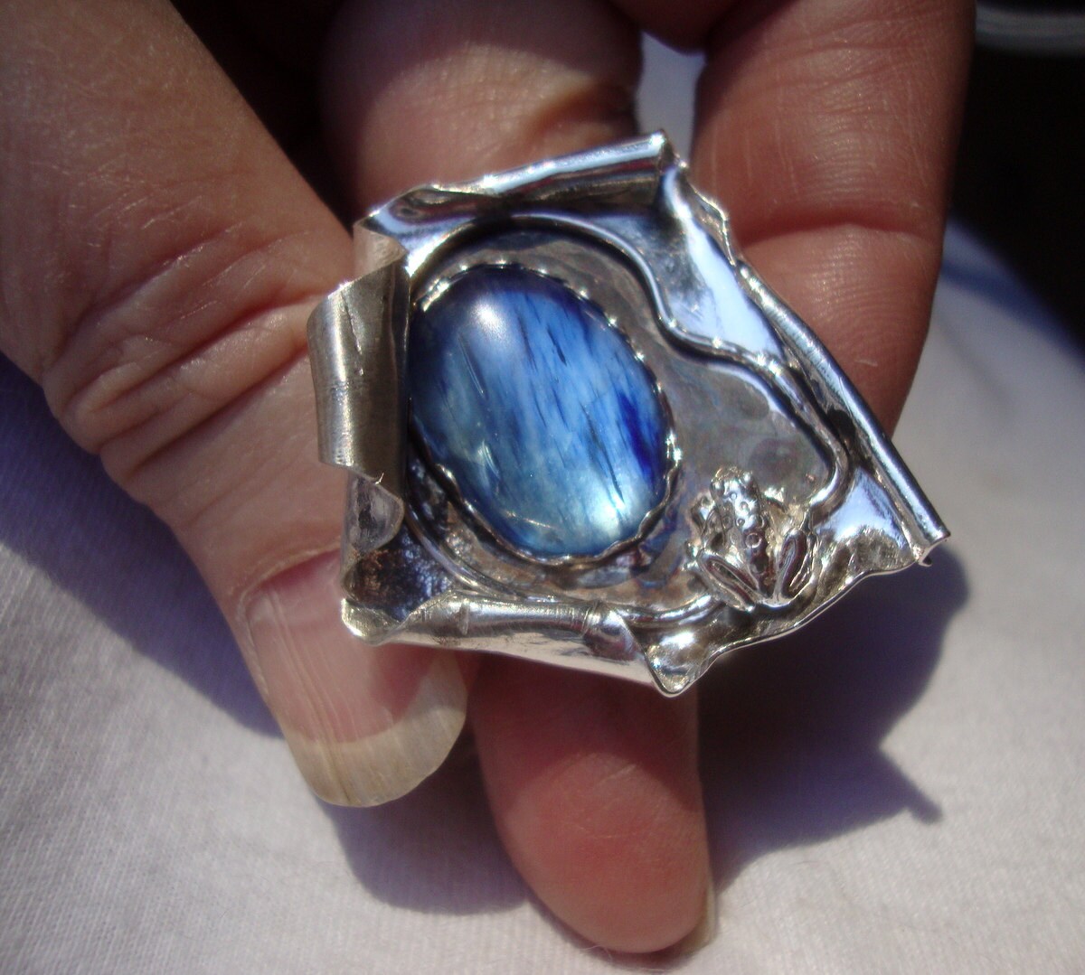 Ring Frog in Puddle Blueberry Quartz - Eco-friendly Sterling Silver ...