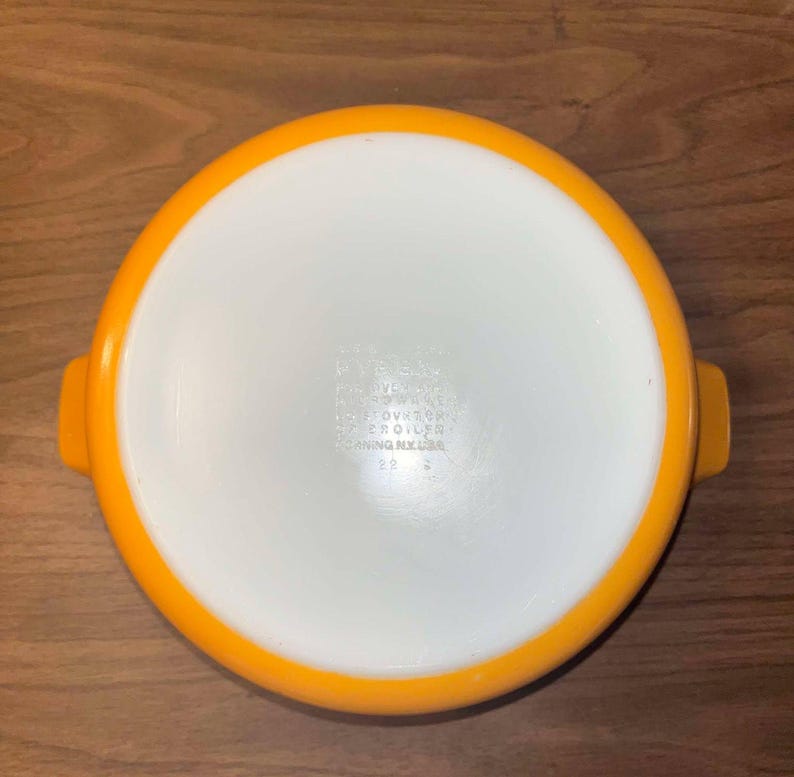 Vintage PYREX 475-B Butterfly Gold 2.5 QT. Cinderella Casserole Dish ...