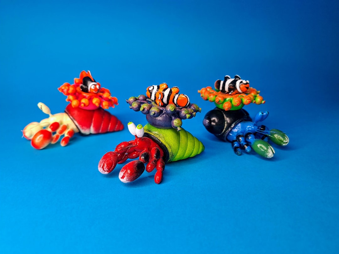 Wooden Cute, Tiny Clownfish (27 Mm), Bubble Anemones, Magnetic ...
