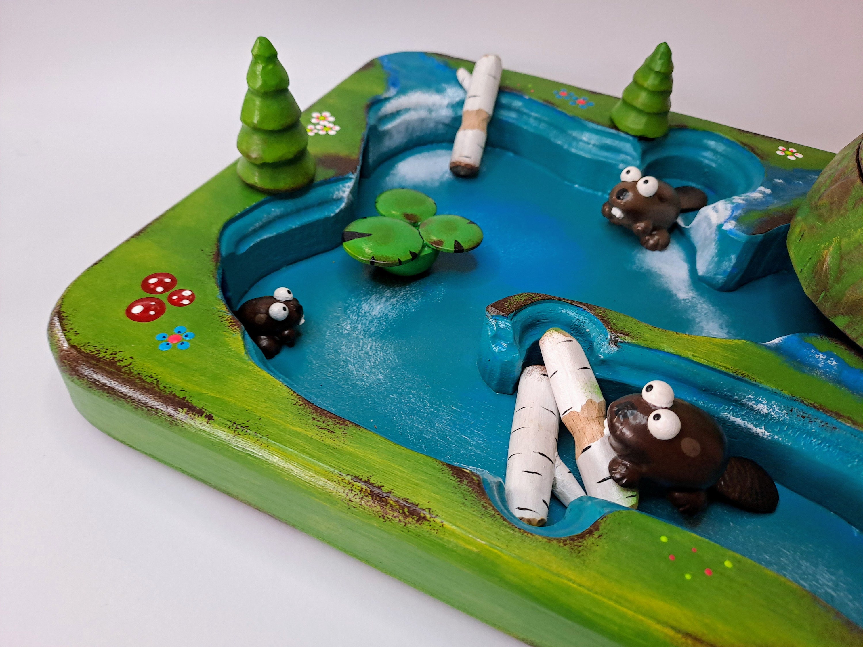 Wooden Water Habitat/diorama/playscape/playset, River, Pond/lake/pool ...