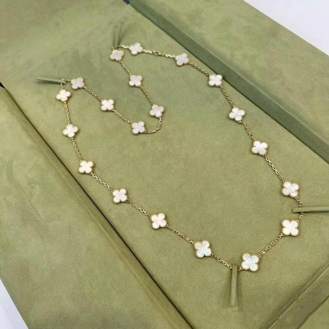 VCA 18k Mother-of-pearl Clover Necklace,20 Motifs - Etsy
