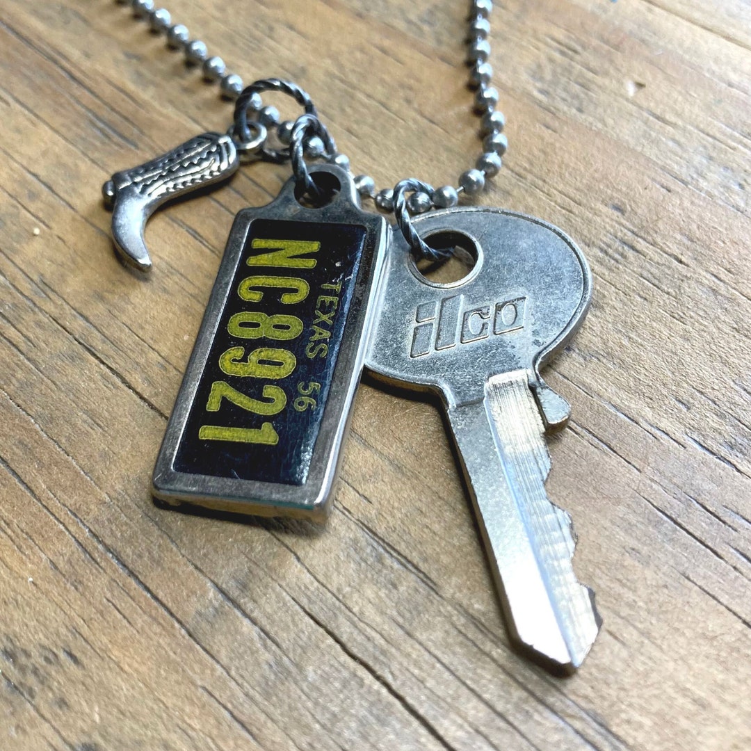 Repurposed Texas License Plate Necklace: Vintage Key & Cowboy Charm - Etsy
