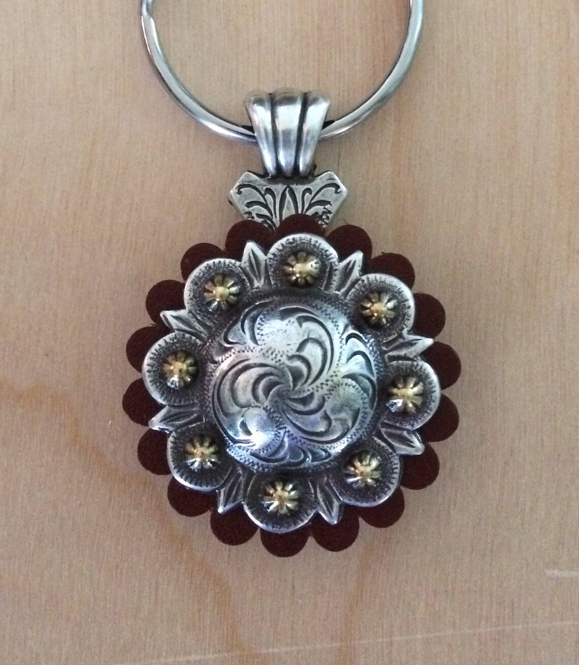 Pico Berry Concho Keychain - Etsy