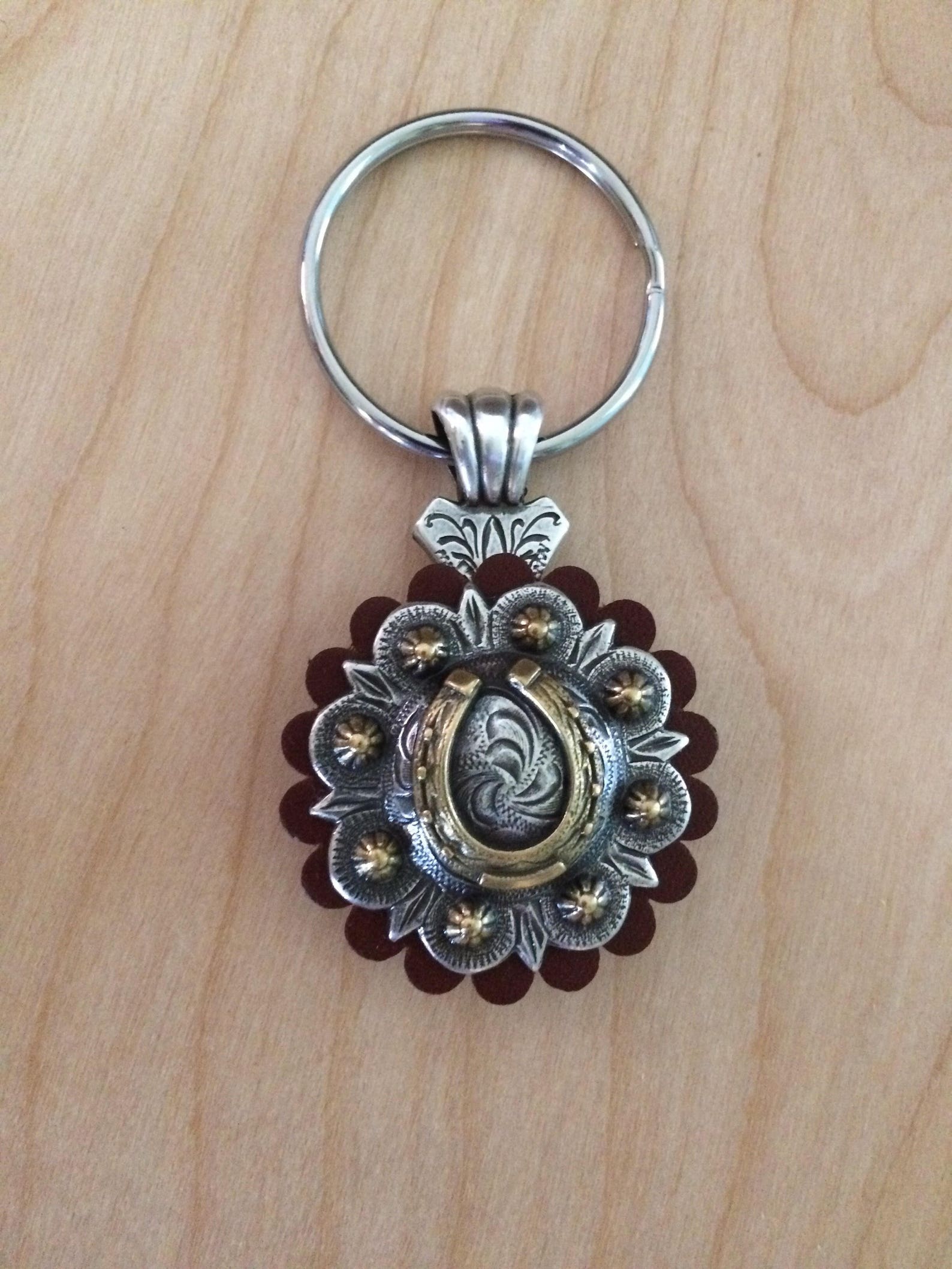 Horse Shoe Concho Keychain - Etsy