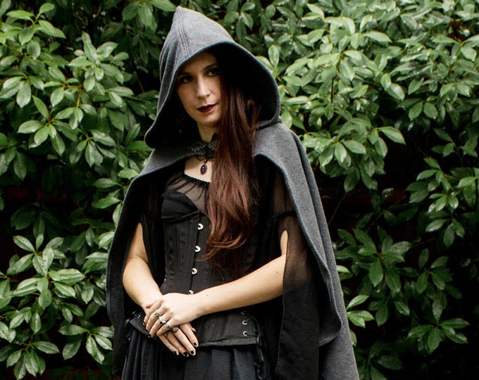 Heather Grey Rogue Cape Halloween Costume Renaissance - Etsy