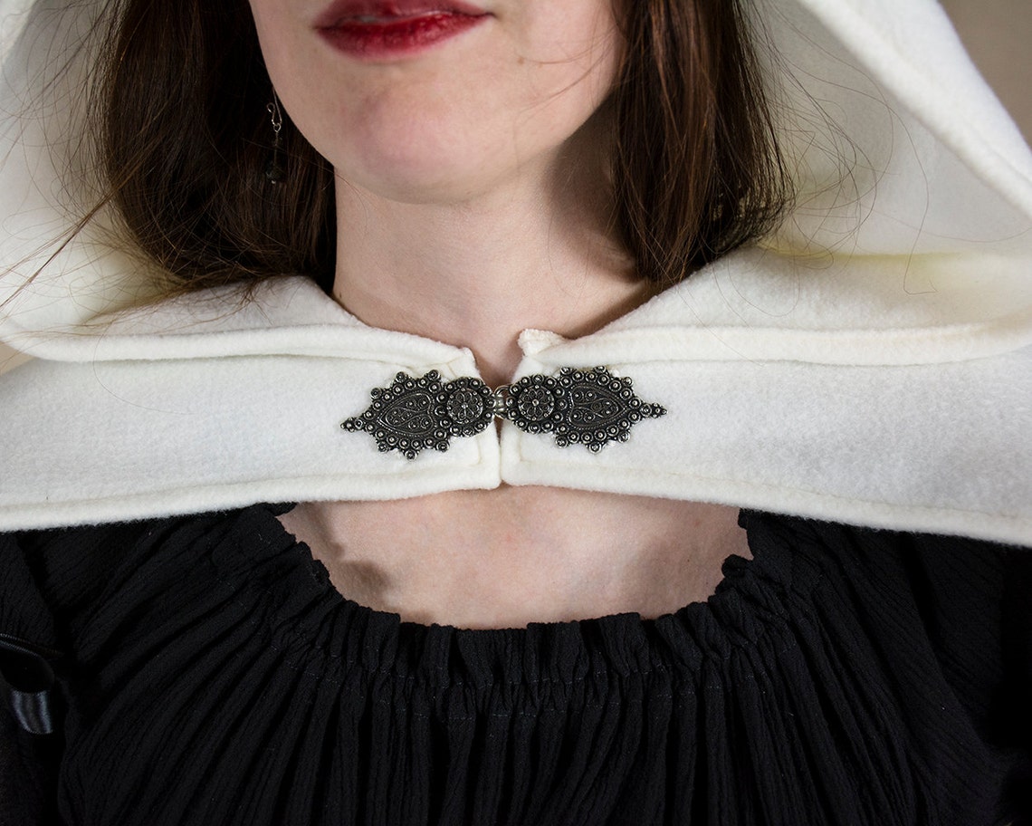 Ivory Rogue Cape Renaissance Clothing Halloween Costume - Etsy
