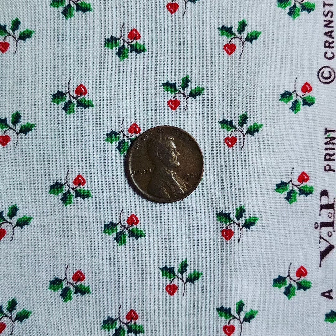 Vintage V.I.P / CRANSTON Print Works Fabric tiny Heart Holly Berries on White - Etsy