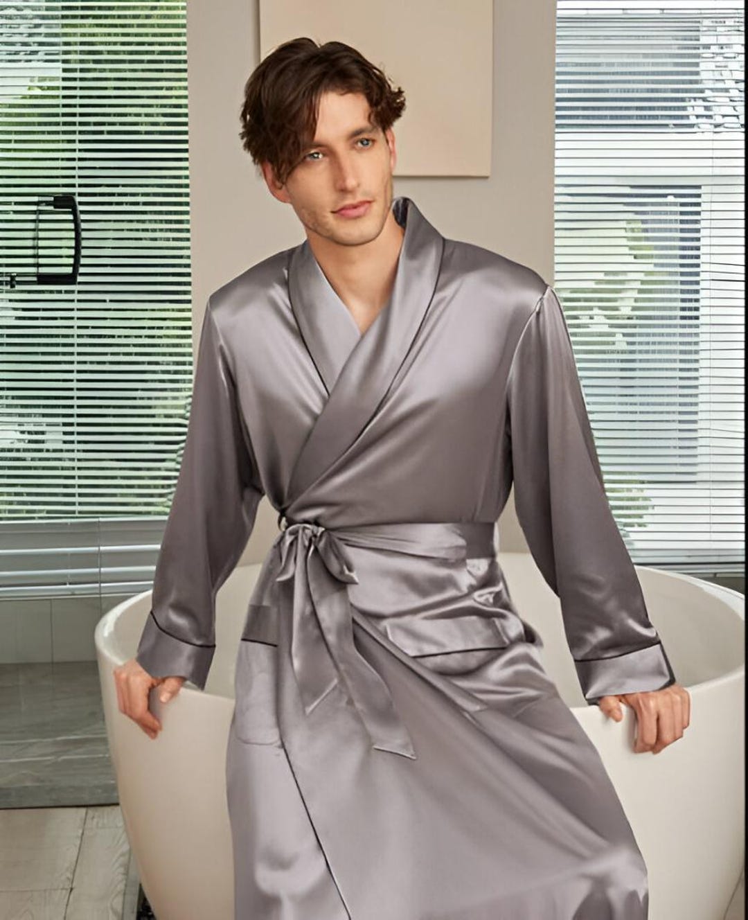 Men's Faux Silk Robe: Lightweight Luxury Loungewear - Men's Christmas ...