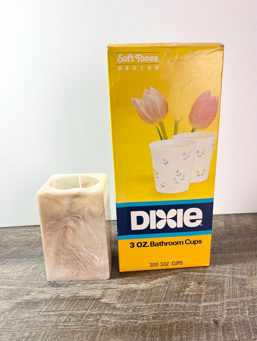 Vintage Dixie Cups With Holder Soft Tones 125 in Open Box - Etsy