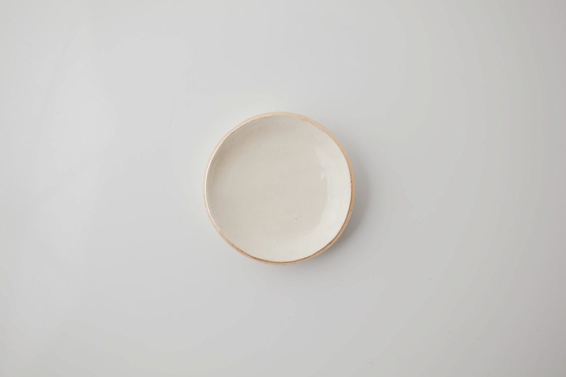 Small Gold Lip Dish - Etsy