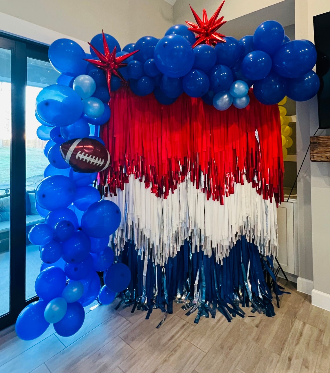 Uncle Sam- Patriotic Party Fringe Photo Booth Backdrop | Red, White ...