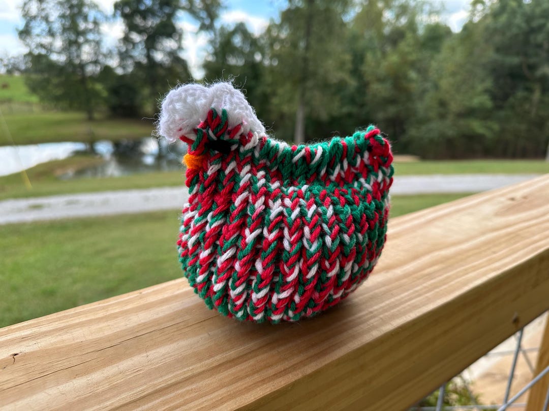 I’m Your Festive, Fluffy Friend Bringing All the Snuggles This Holiday ...