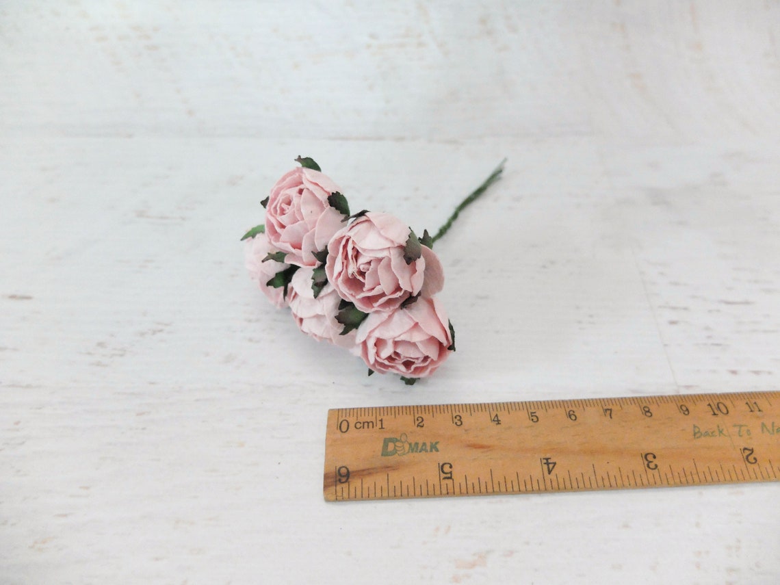 Light Pink Paper Flowers, 5 30mm Pink Paper Ranunculus, 3 Cm Paper Pink ...