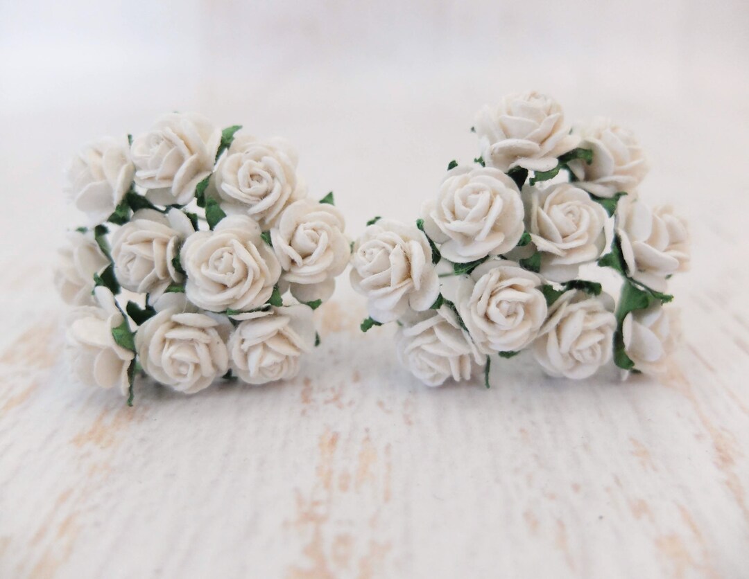 20 White Paper Roses (15mm), 1.5 Cm Paper Flowers - Etsy
