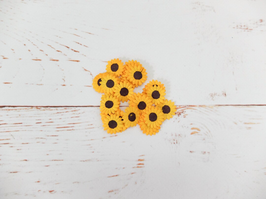 50 Pcs, 15mm Mini Paper Sunflower Embellishments, 1.5 Cm Die Cut Paper ...