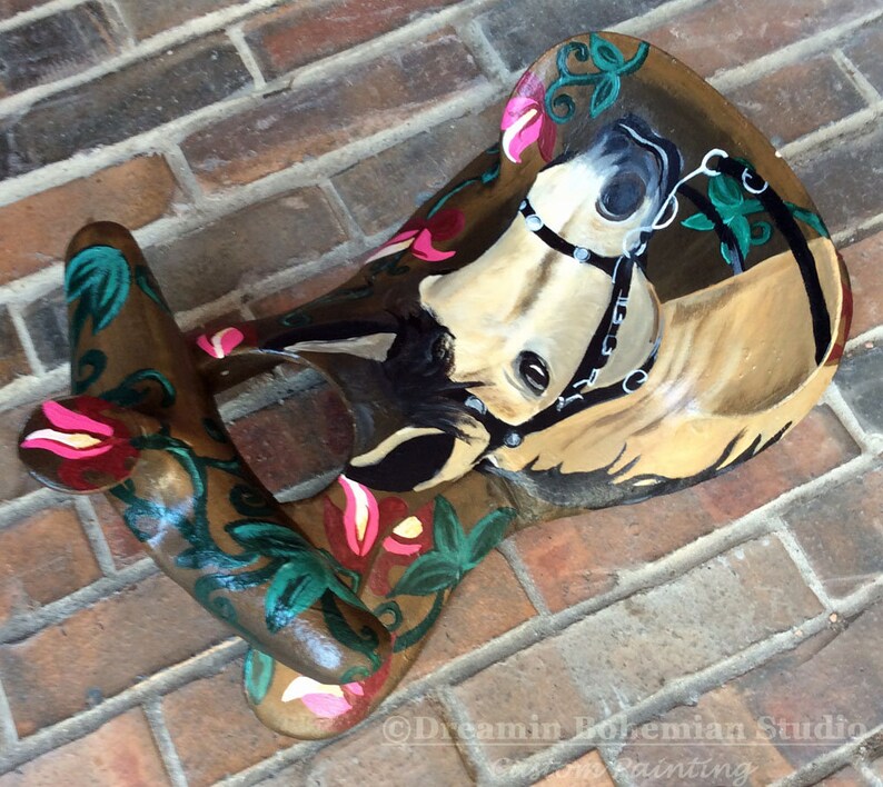Custom Hand-painted Horse Portrait, Resin Saddle Decor - Etsy