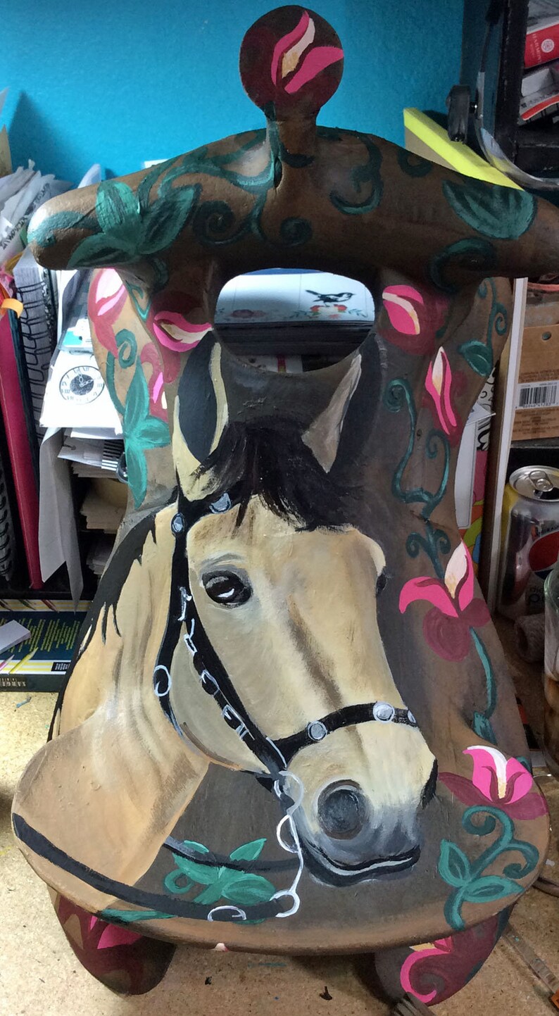 Custom Hand-painted Horse Portrait, Resin Saddle Decor - Etsy