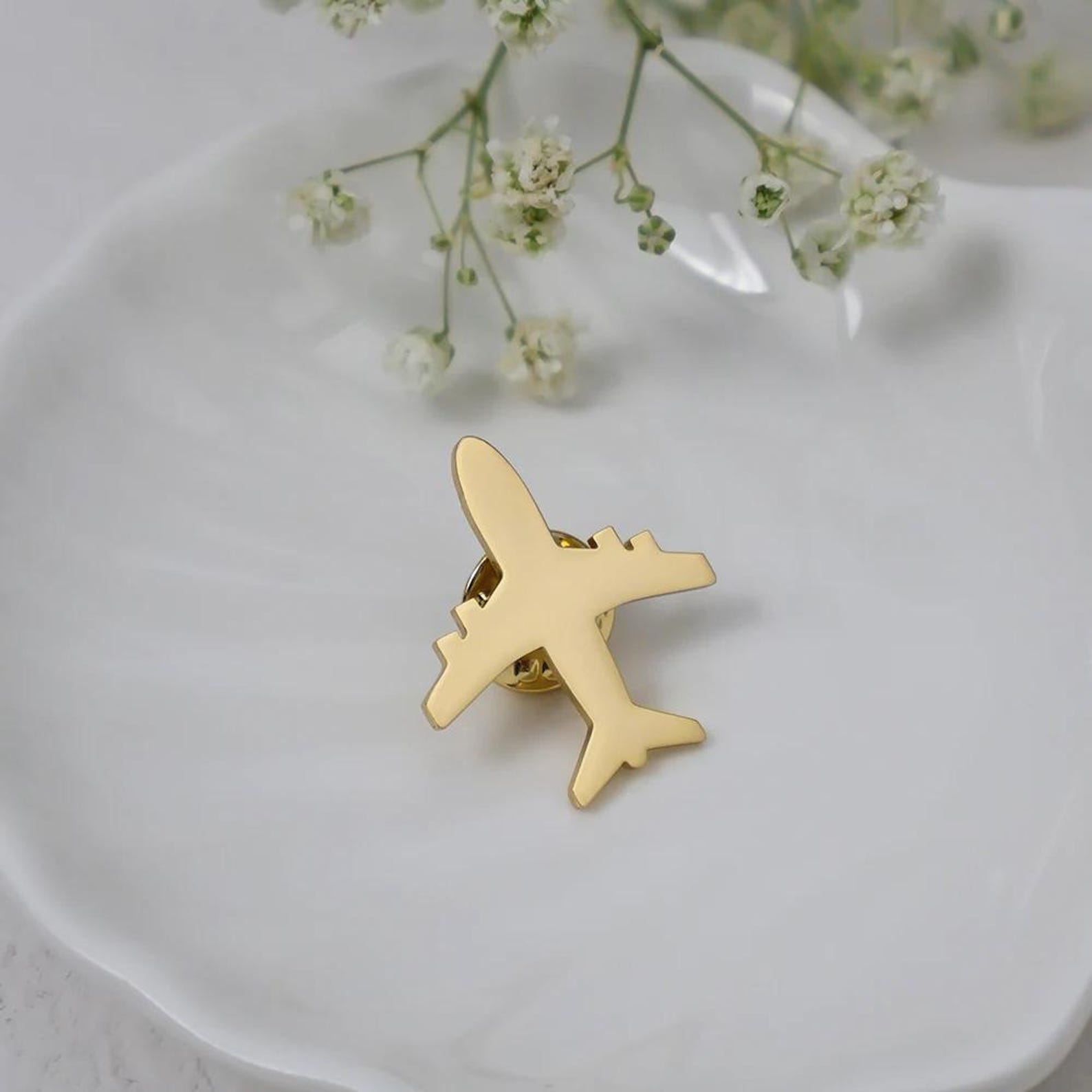 Airplane Brooch Pin, Lapel Pin for Pilot Airline Staff Cabin Crew, Gift ...