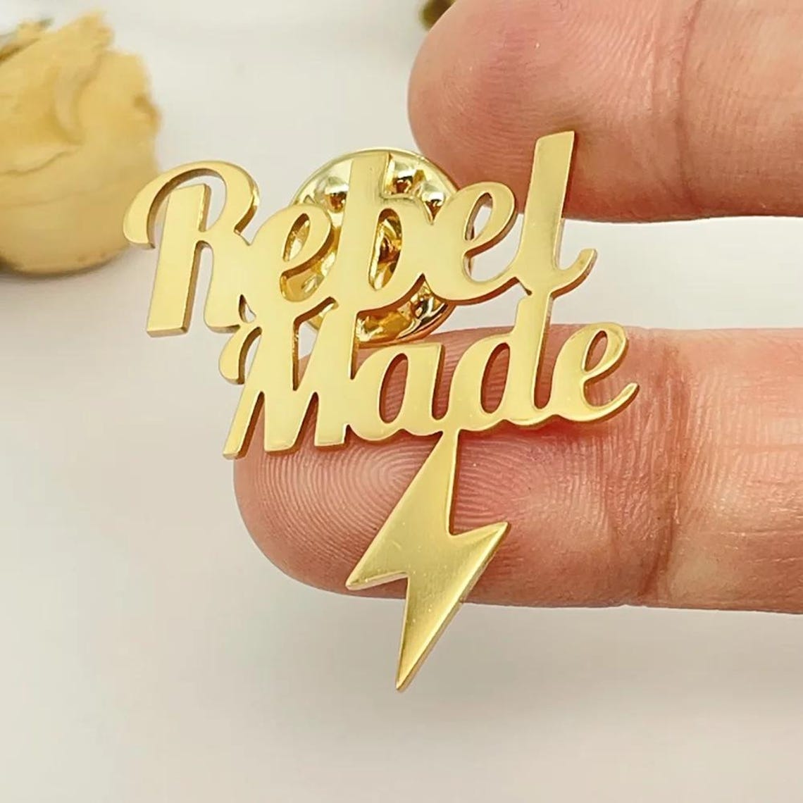 Personalized Logo Badges | Brooch for Brands Events Sports Teams ...
