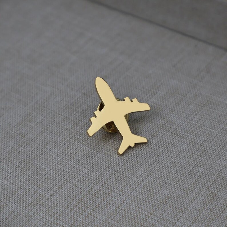 Airplane Brooch Pin, Lapel Pin for Pilot Airline Staff Cabin Crew, Gift ...