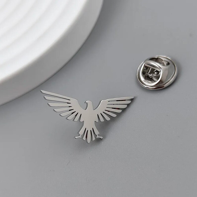 Eagle Brooch Pin for Men Women | Eagle Shape Brooch Pin Gold Silver Pin ...