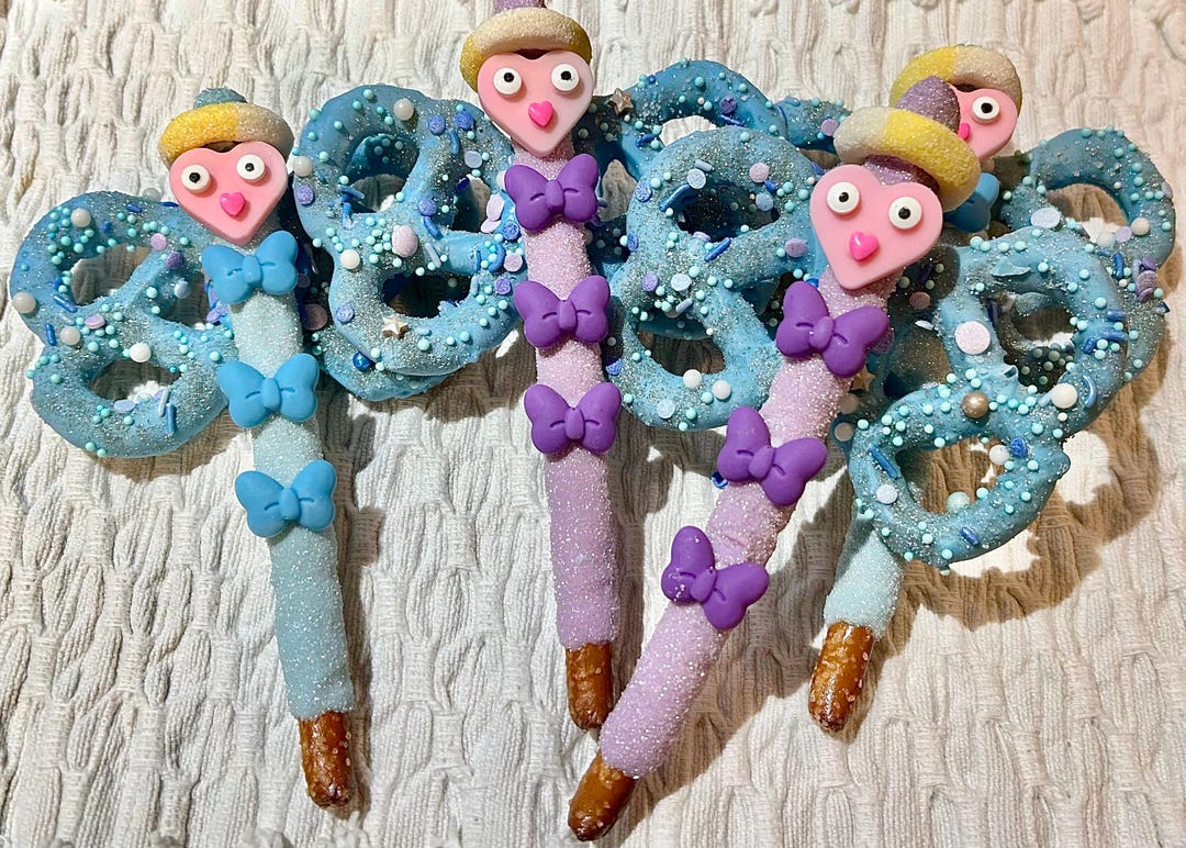 Large ANGEL White Chocolate Pretzels: (set of 4) - Etsy