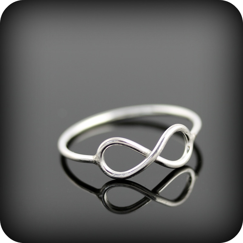 Figure 8 Knot Ring - Etsy