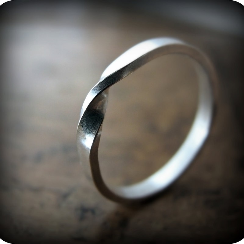 Mobius Ring - Etsy