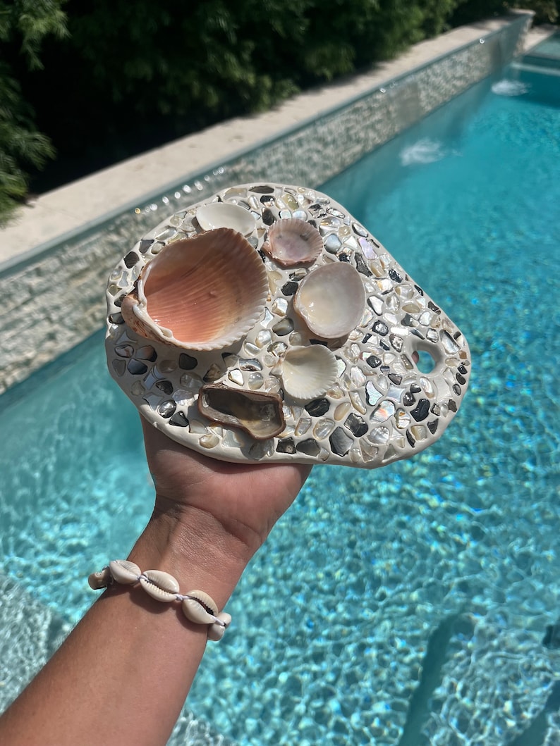 Daughter of Pearl Seashell Paint Palette - Etsy