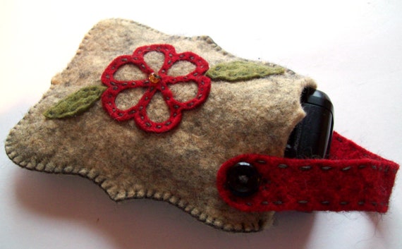 Items similar to KIT - Embroidered Felt Cell Phone Case on Etsy