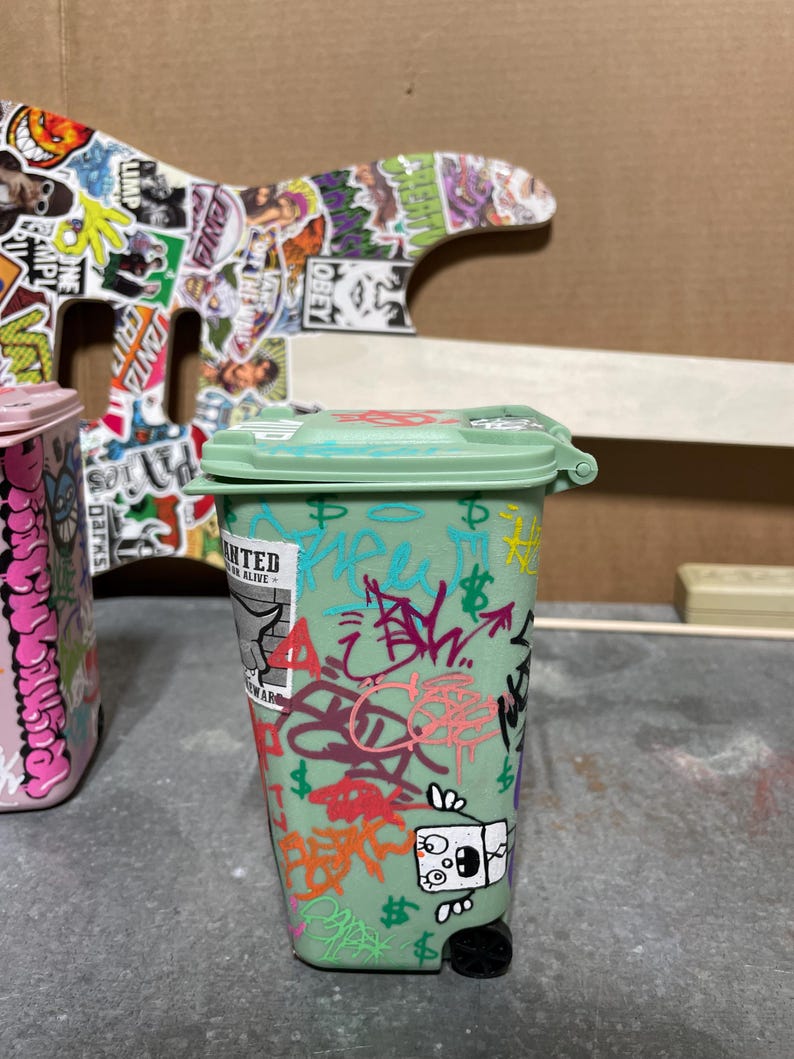 Graffiti Trash Can Pencil Holder - Etsy