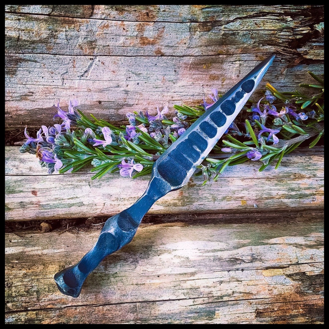 The Witch's Key Athame Arcane Tool for Divination, Scrying, Spellcraft ...