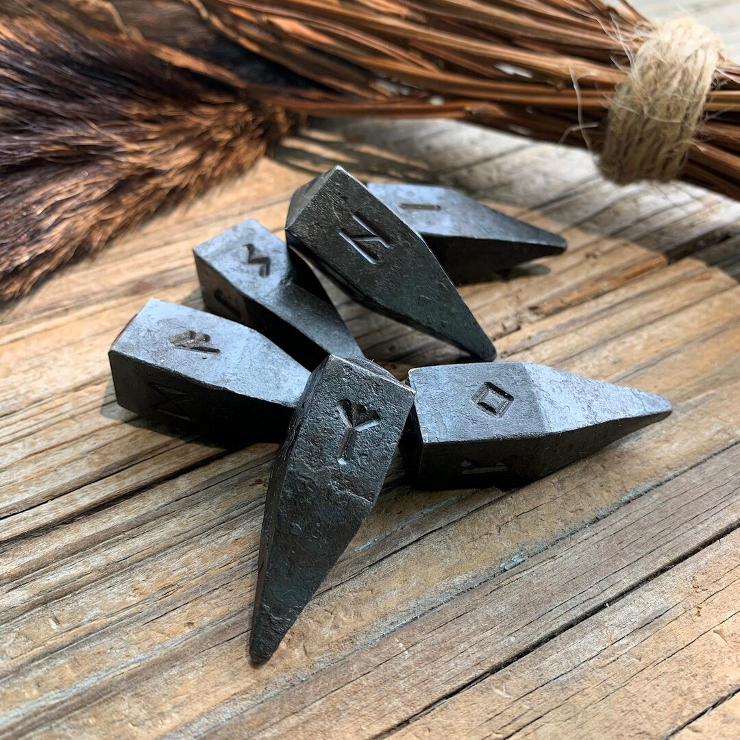 Rune Casters: Hand Forged Runes for Role Playing Games, Scrying, and ...