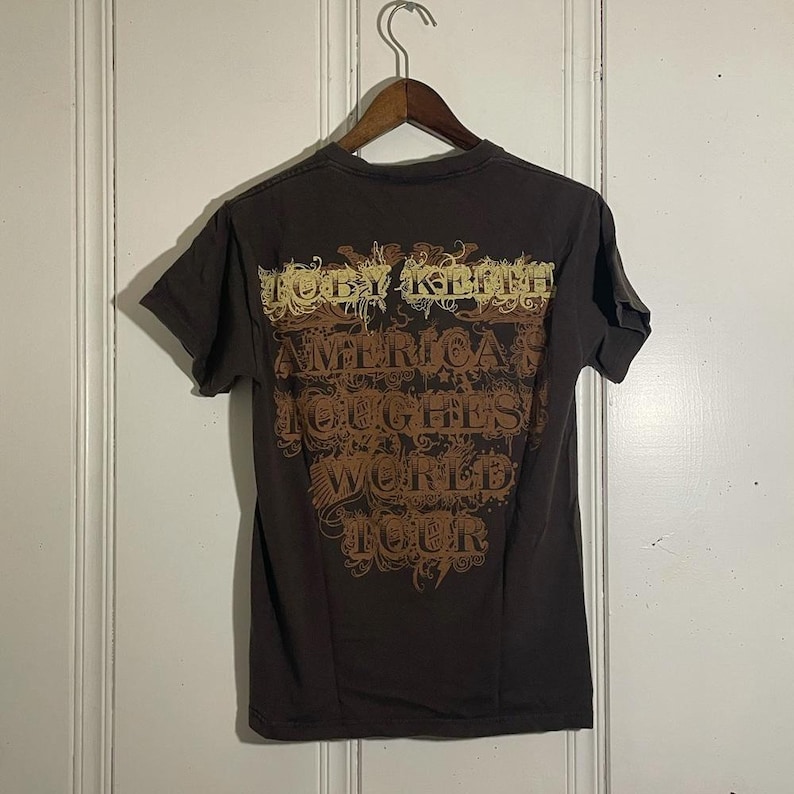 Toby Keith 2000's Tour Tee - Etsy