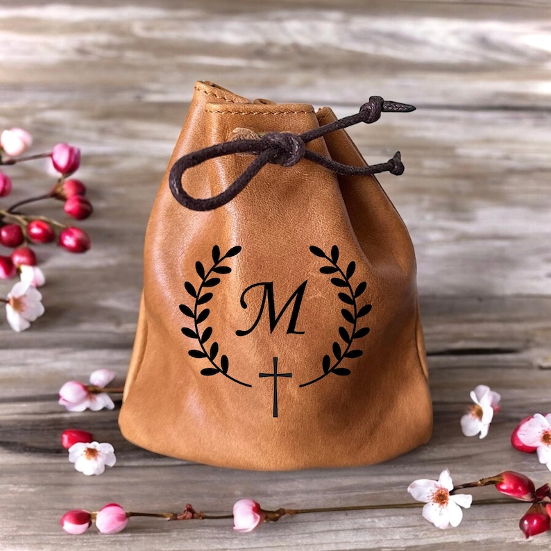 Personalized Leather Rosary Pouch, First Communion Gift, Leather Rosary ...