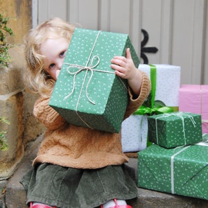 Tiny Trees Recyclable Christmas Wrapping Paper Set - Etsy UK