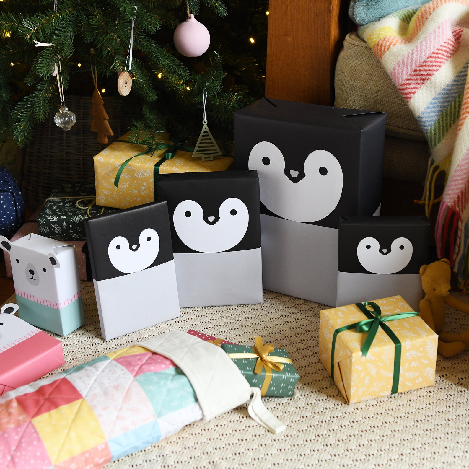 Penguin Family Recyclable Wrapping Paper Kit Eco Friendly - Etsy UK