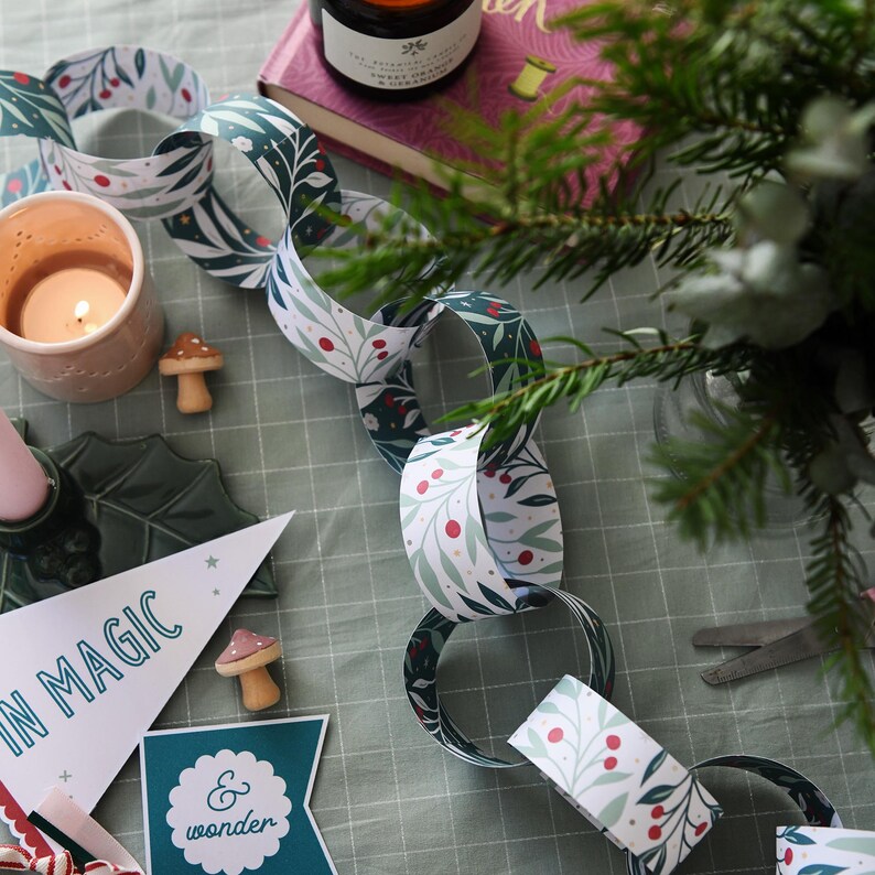 Meredith Christmas Foliage Paper Chains Kit, Christmas Garland ...