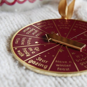 12 Days of Advent Ideas Spinning Christmas Decoration - Alternative ...