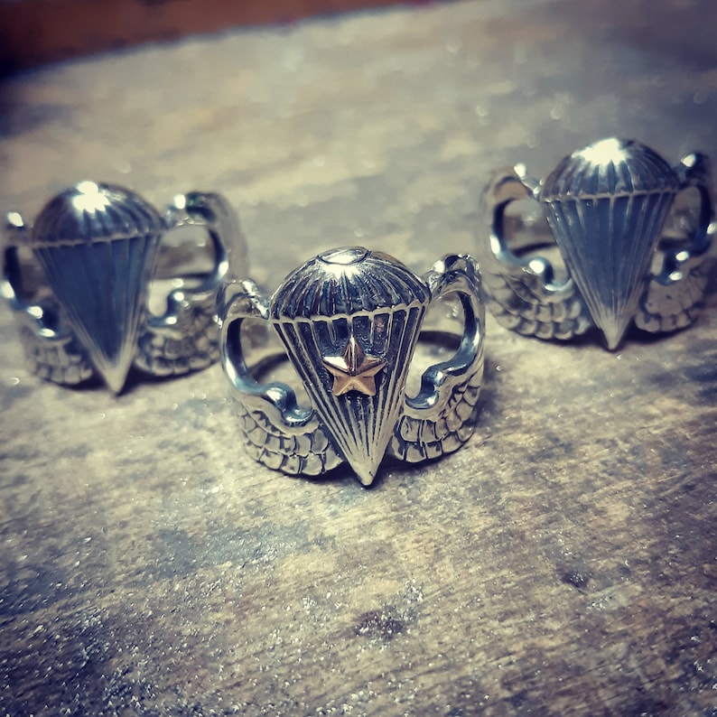 U.S. Army Airborne Basic Parachutist Badge Jump Wing Ring W/ Bronze ...