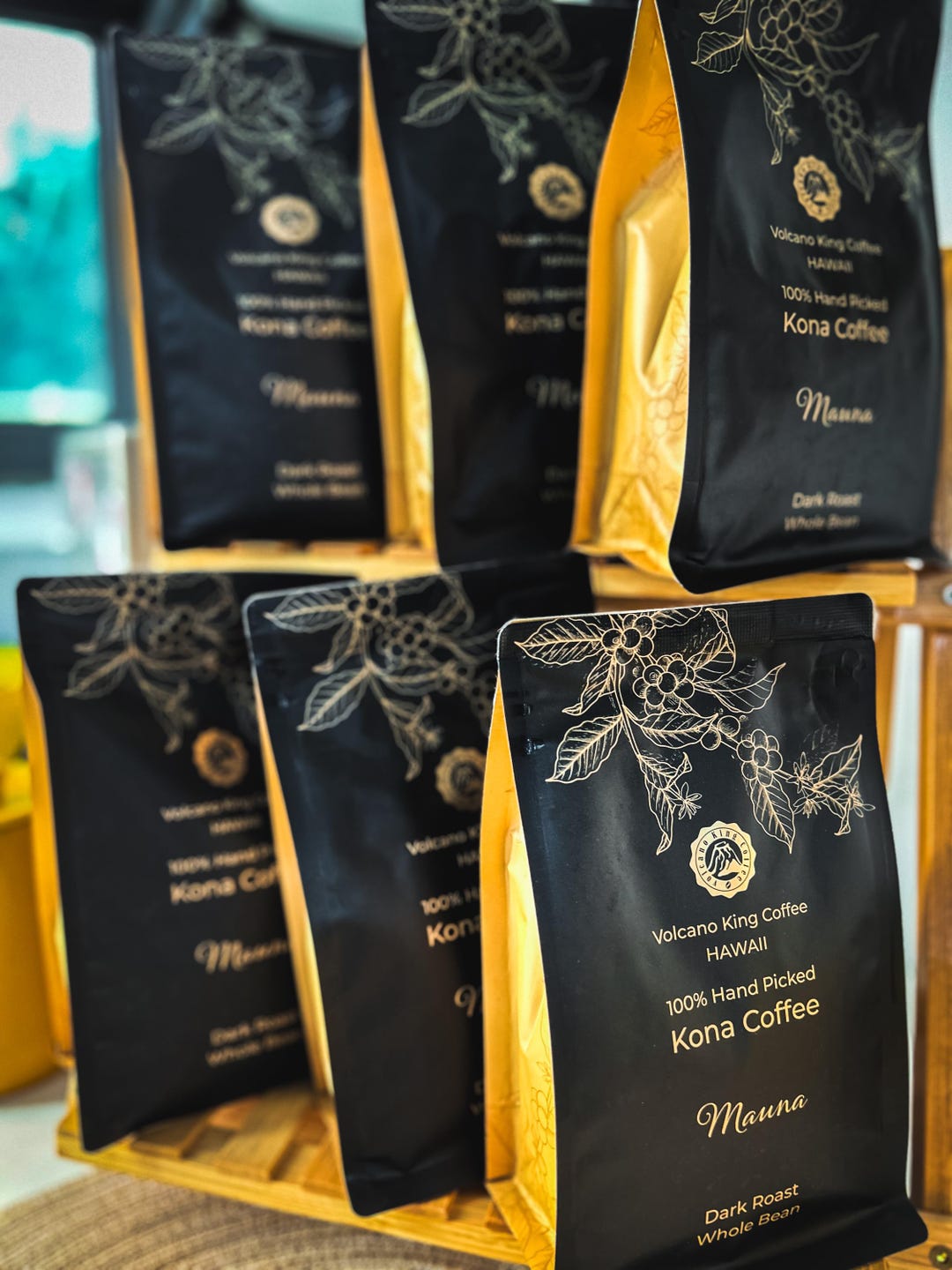 Hawaiian Kona Coffee Beans, Fancy Grade, 100% Hand Picked Dark Roast ...