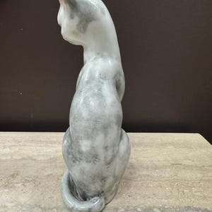 Elegant Handpainted Grey Cat Figurine - Adorable Porcelain Sculpture ...